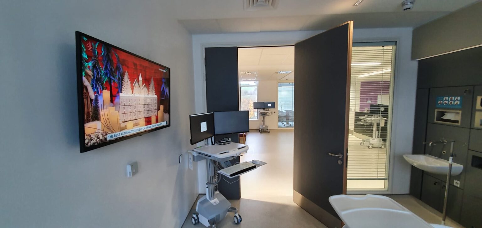 HSL upgrade Workstations on Wheels (WOWs) to Transform Healthcare at ...